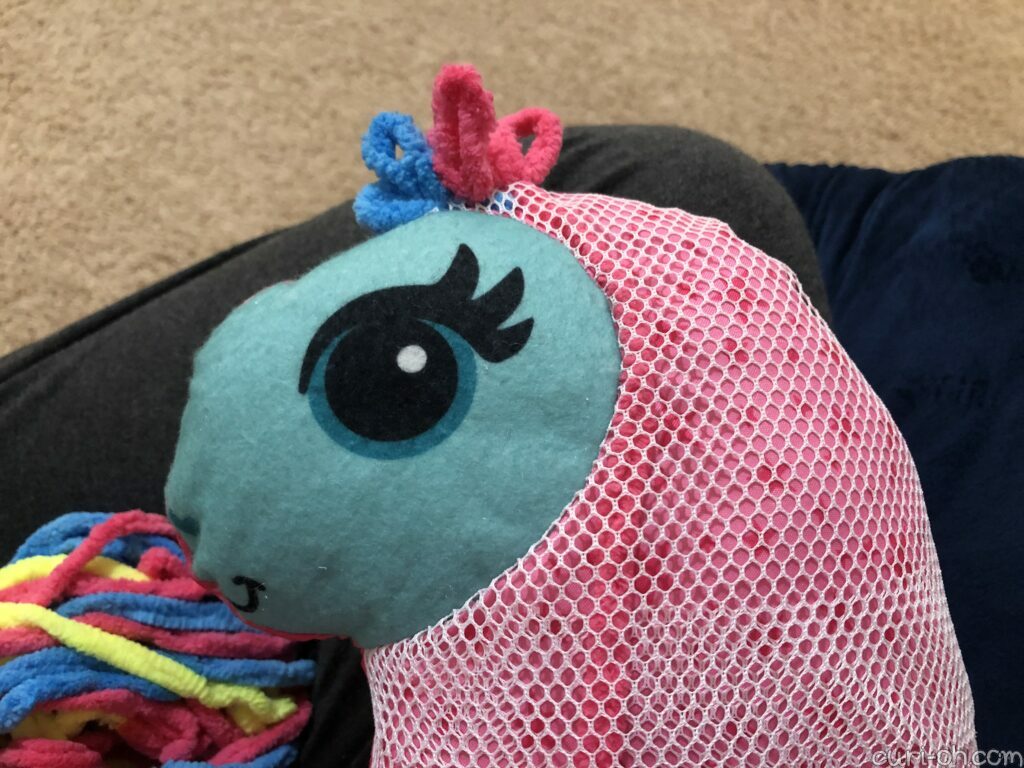 Using a “Loopies” Unicorn Kit to Make a Hobby Horse – Curi-Oh!